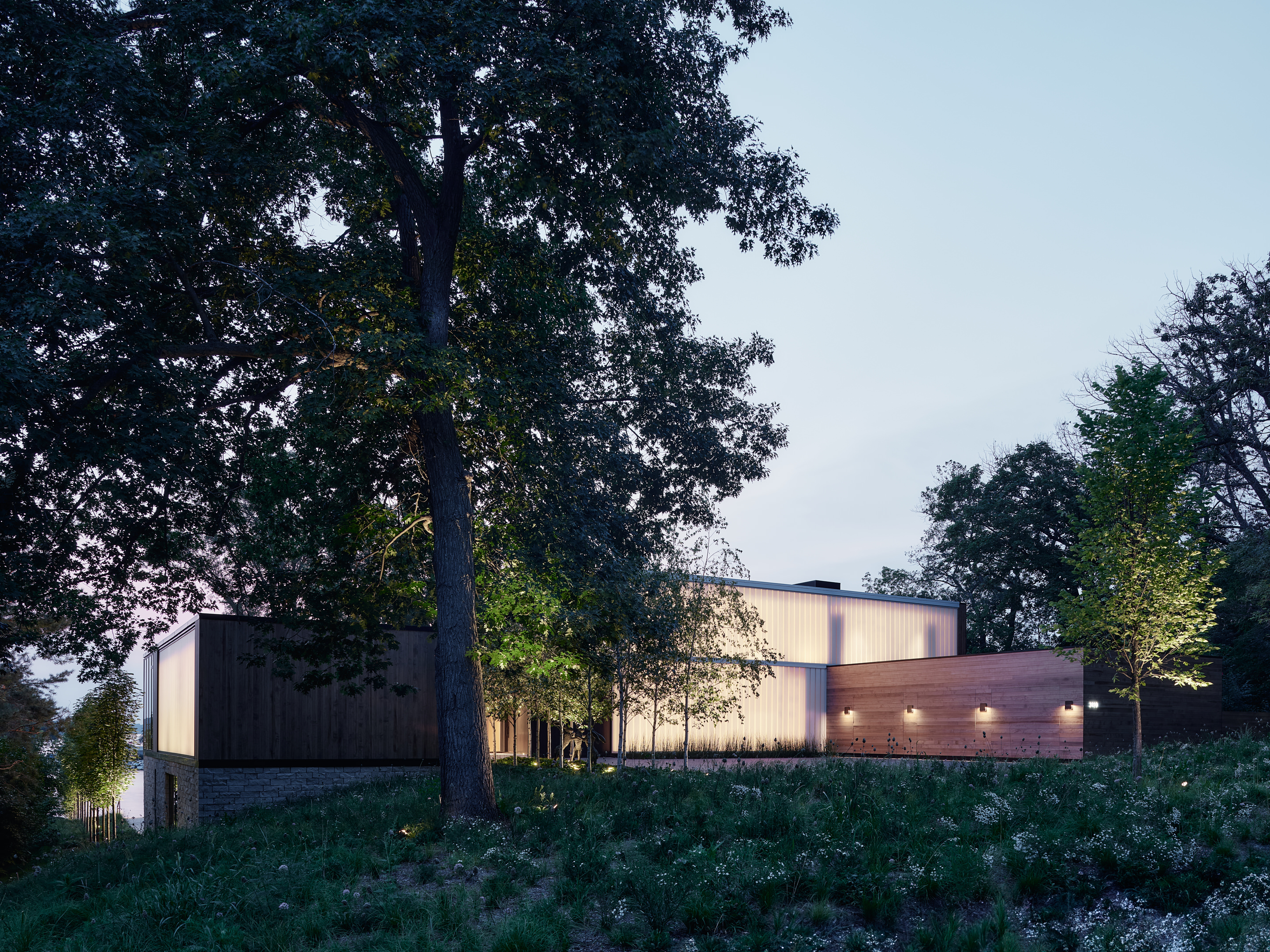 Lakeside Modern - PKA Architecture